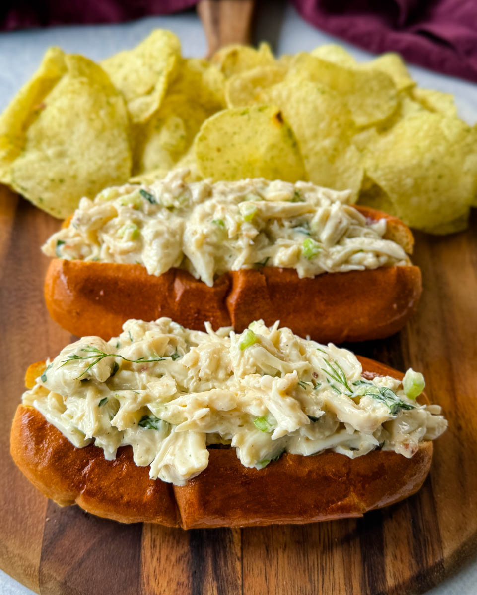 Crab Roll (New England Style)