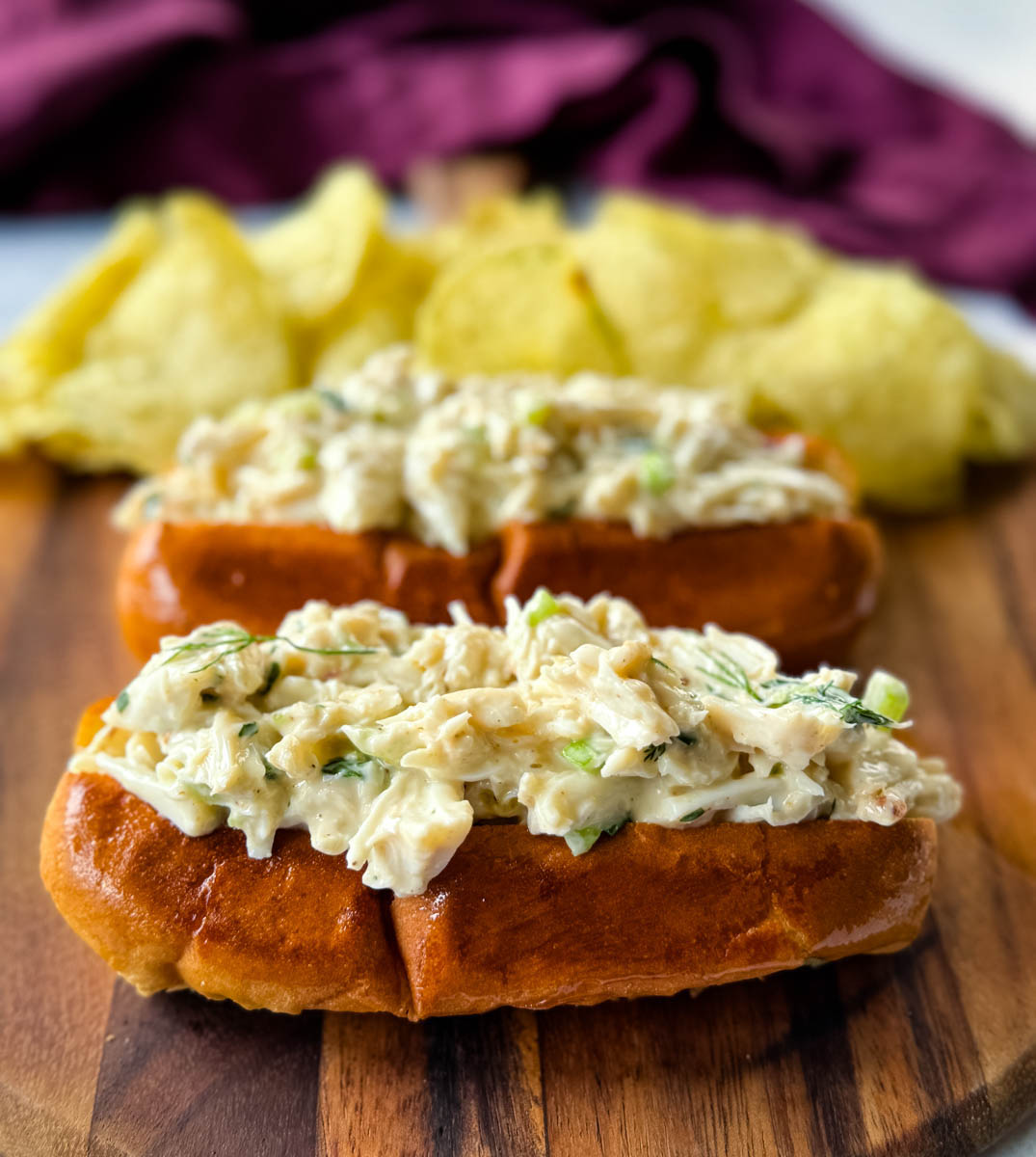Crab Roll (New England Style)