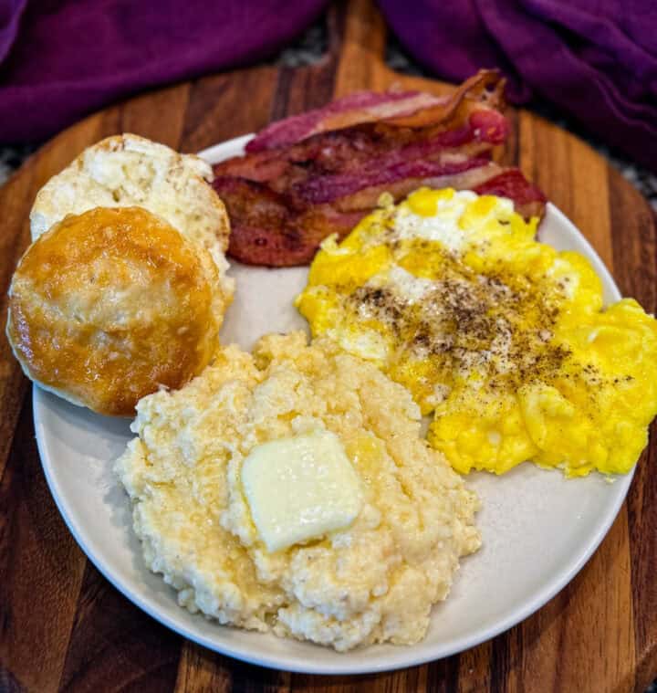 Southern Cheese Grits